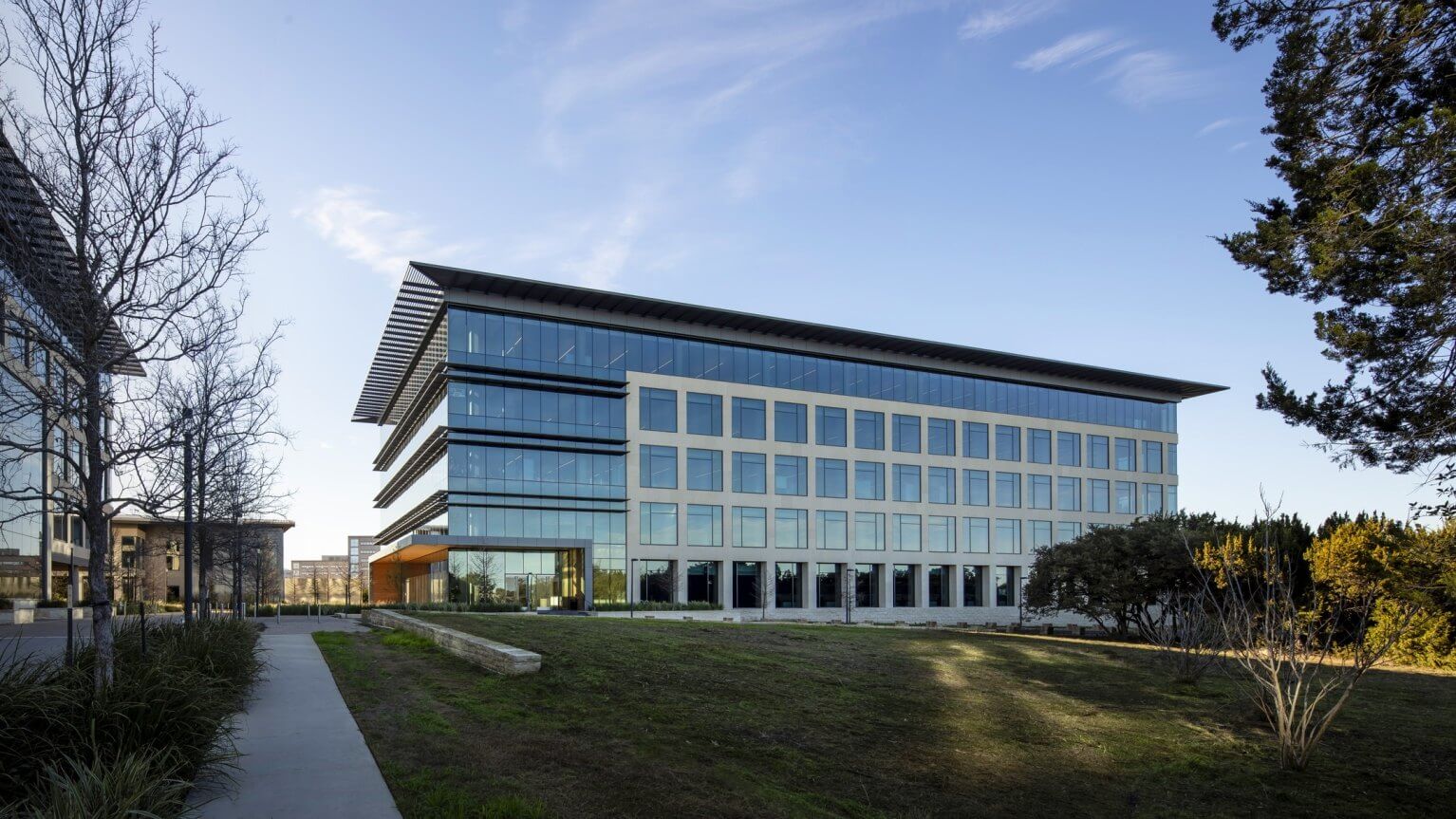 Financial Company Office | Corgan