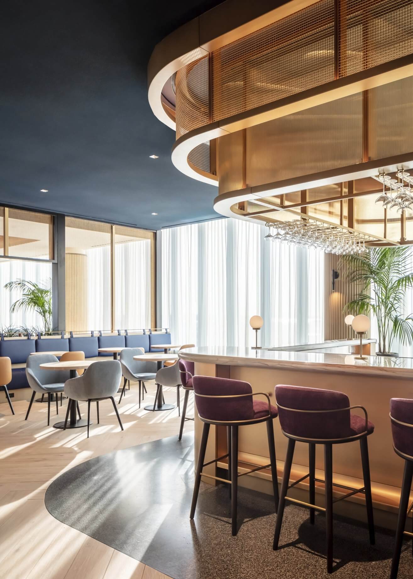 Chase Sapphire Lounge by The Club at Boston Logan International Airport ...