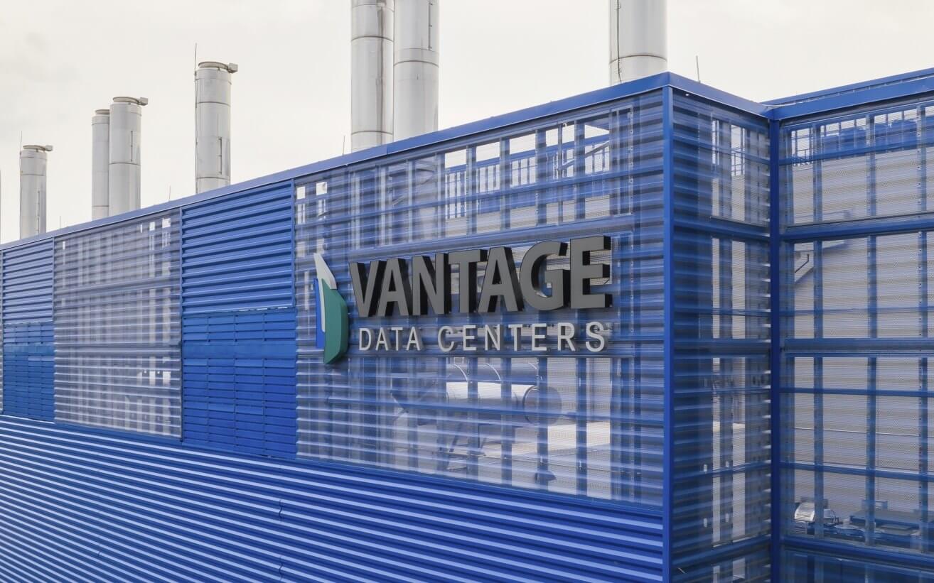 Vantage VA13 | Corgan