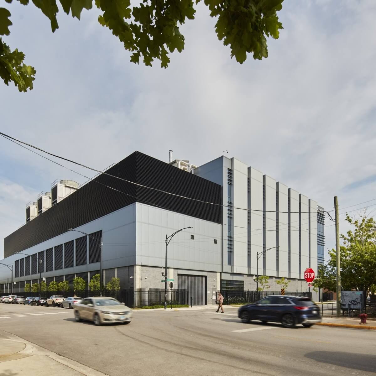 CoreSite CH2 Data Center | Corgan