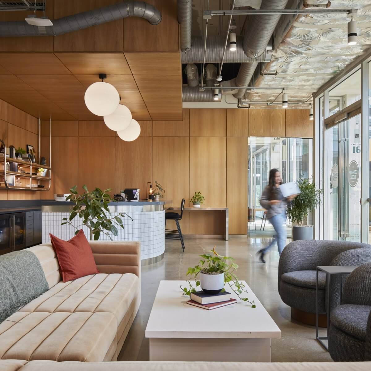 Common Desk | Corgan