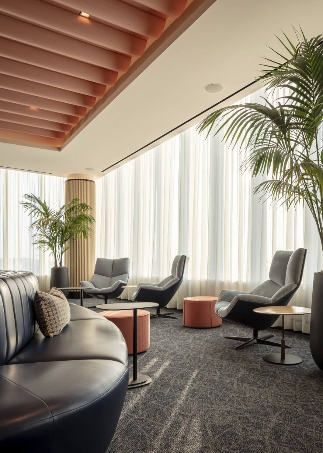 Chase Sapphire Lounge by The Club at Boston Logan International Airport ...
